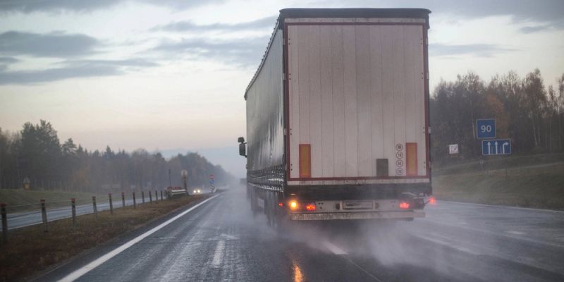 Truck Accidents: How Hours-of-Service Violations Put Drivers and Others ...